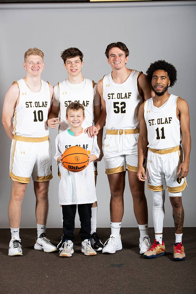The Engle Family & St. Olaf Basketball: Right Place. Right Time. Right ...