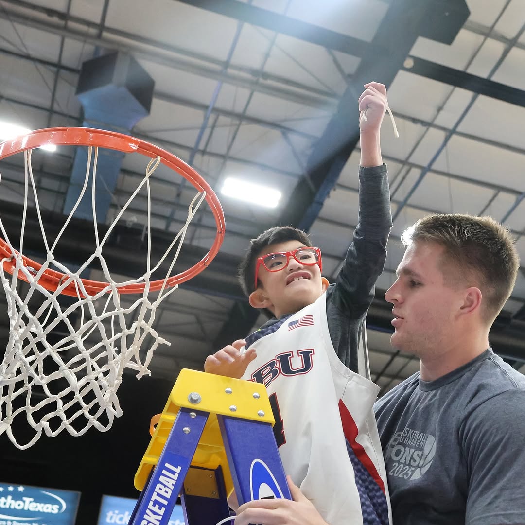 Friendship Series: Evan & Graham, Dallas Baptist Basketball - Team IMPACT